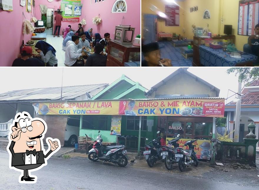 BAKSO DAN MIE AYAM (Cak Yon ) - Menú del restaurante, precios y reseñas