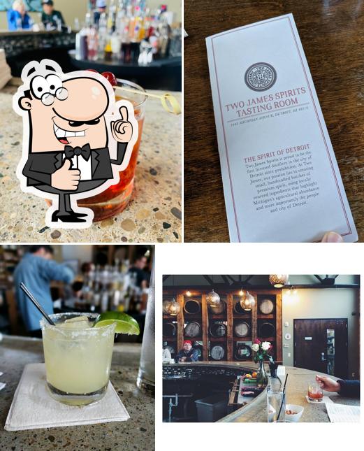 Two James Spirits in Detroit - Restaurant reviews