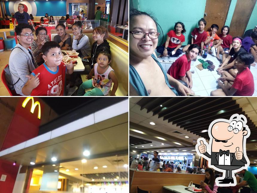 McDonald’s Commonwealth-Ever restaurant, Quezon City, Paragon Place 17 ...