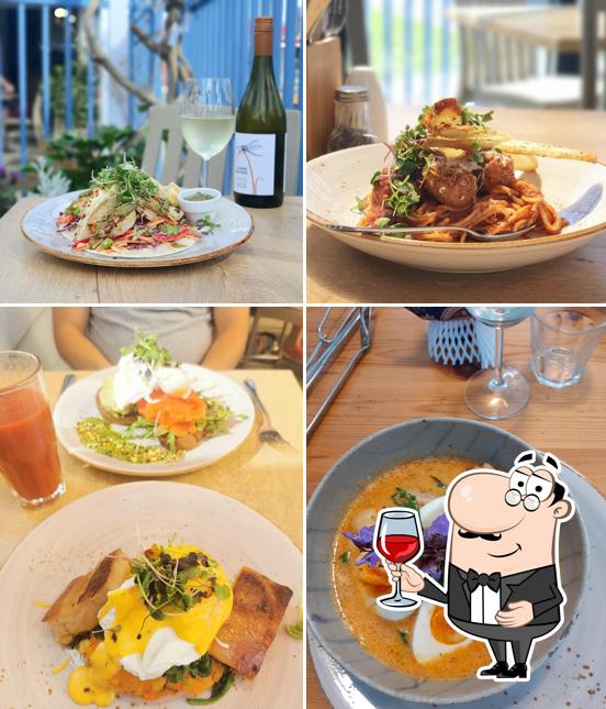 Top 5 restaurants with burgers in Coromandel, Waikato, september 2025 ...