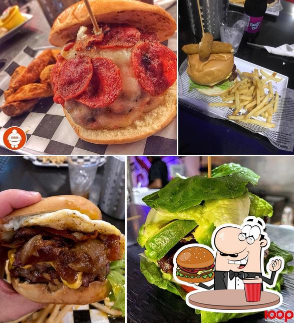 Loop Friends Burgers restaurant, Santo Domingo, Av. Rómulo Betancourt ...