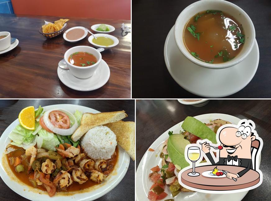 Muelle 37, 1000 N Cage Blvd in Pharr - Restaurant menu and reviews