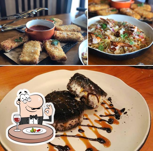 TGIF restaurant, Cebu City, 8XGG+GFG - Restaurant reviews