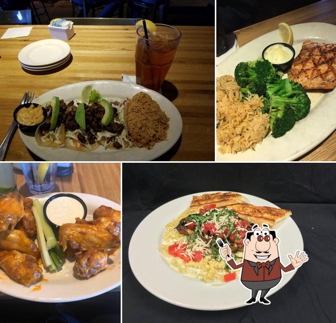 Blue 32 Sports Grill restaurants in Gilbert, summer 2024 - Restaurant Guru