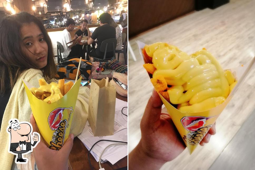 oh my cheese restaurant, Bangkok, The Street