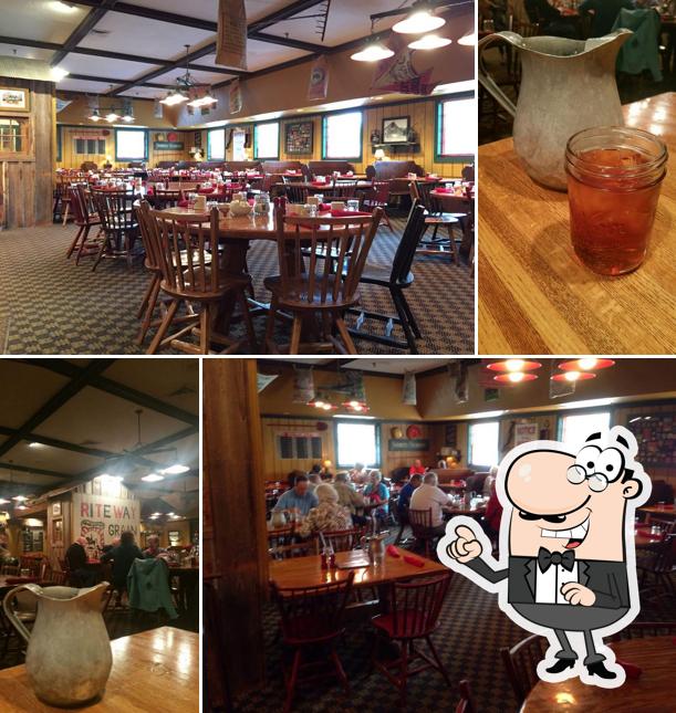 Machine Shed Restaurant Davenport, Davenport - Restaurant menu, prices ...