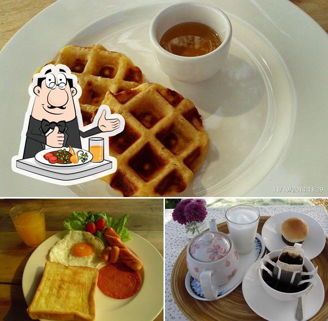 Chamcha cafe'/ฉำฉาคาเฟ่", Chiang Mai - Restaurant reviews