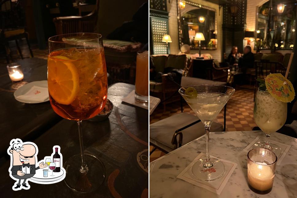Lobby Bar at The Hotel Chelsea in New York City - Restaurant reviews