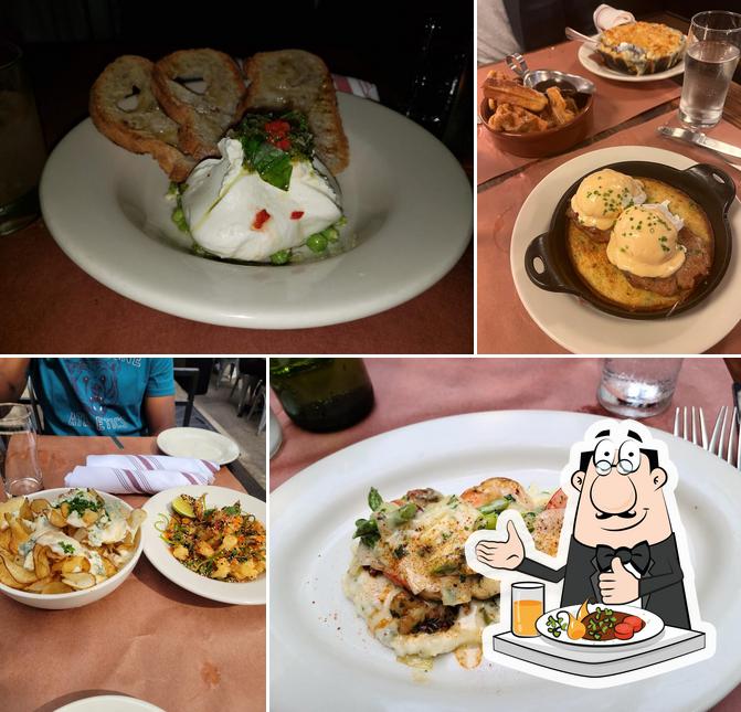 The Smith, 400 N Clark St in Chicago - Restaurant menu and reviews