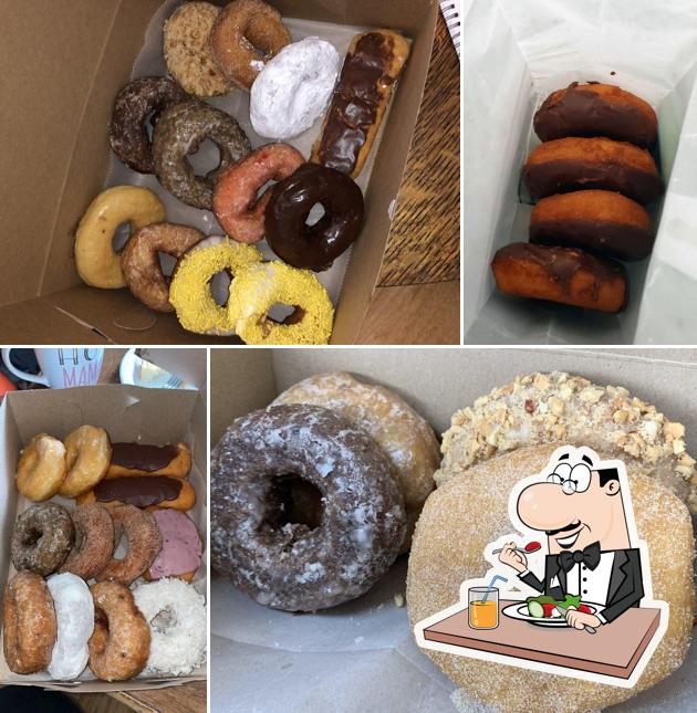 The Looney Baker, Livonia - Restaurant menu, prices and reviews