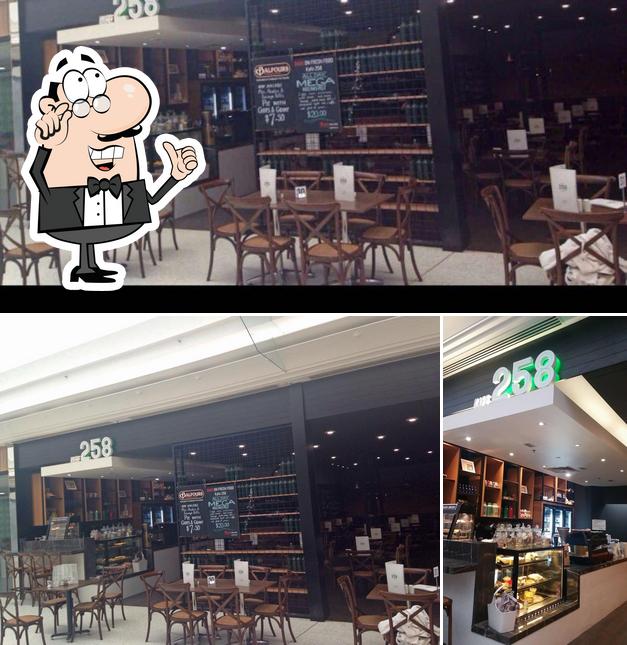 Kafe 258, West Lakes - Restaurant menu, prices and reviews