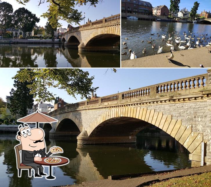 Waterside Chinese, Evesham - Restaurant menu, prices and reviews