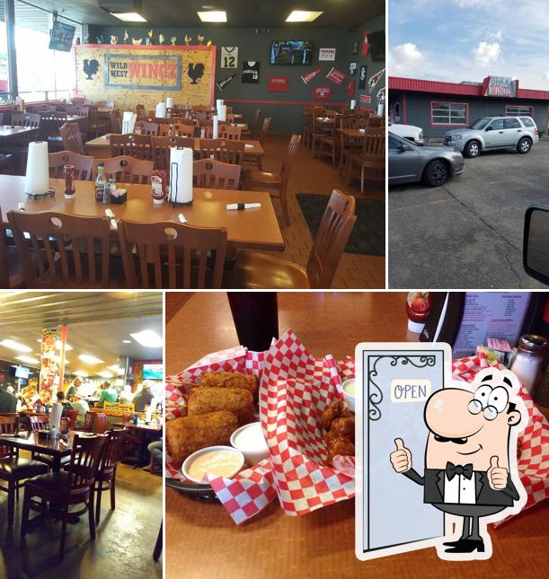 Wild West Wingz, 1506 E 4th St in Big Spring - Restaurant menu and reviews