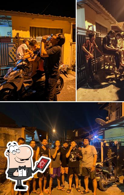 UNTAT (universitas untat entot) pub & bar, Karawang - Restaurant reviews