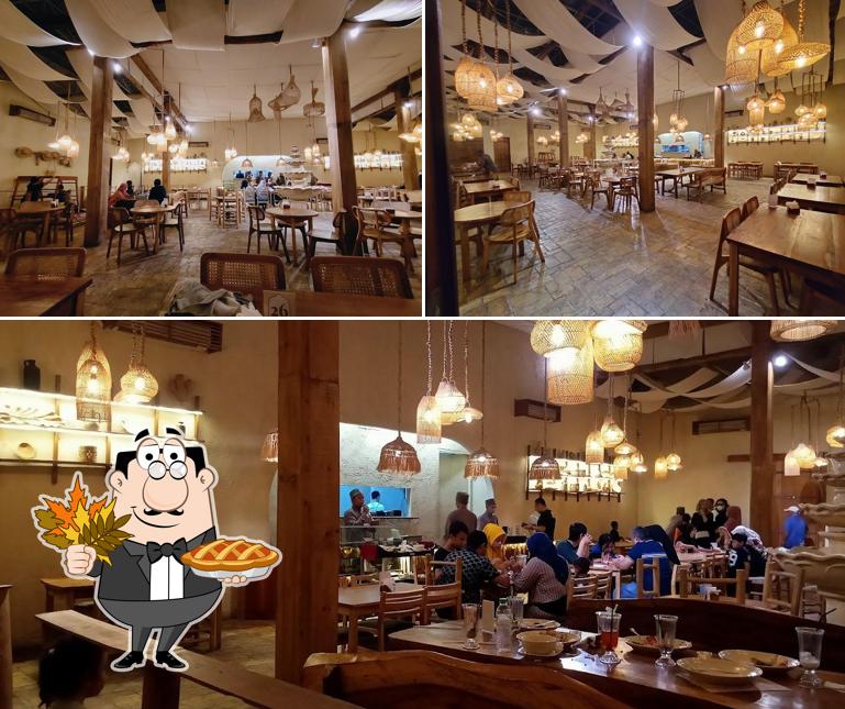 HALAL BOSS maspion square restaurant, Surabaya - Restaurant reviews