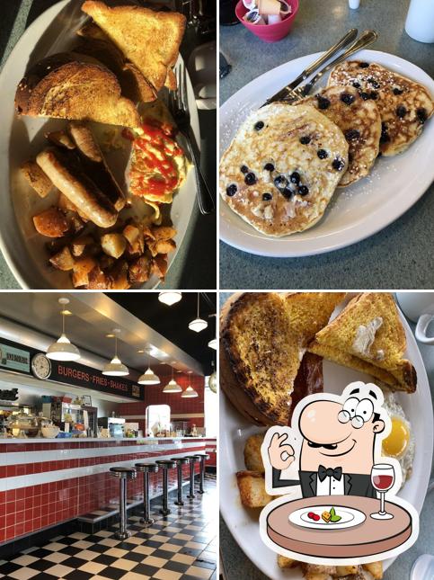 Triple D's Diner in Niagara Falls - Restaurant menu and reviews