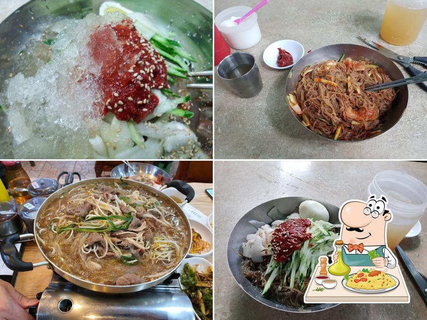 Halmeoni Naengmyeon, Seoul, Cheongnyangni - Restaurant menu, prices and ...
