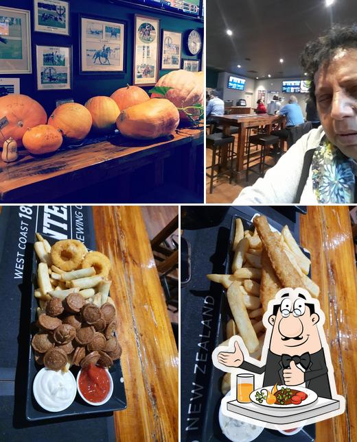 The Flying Mullet Sports Bar in Papamoa - Restaurant reviews