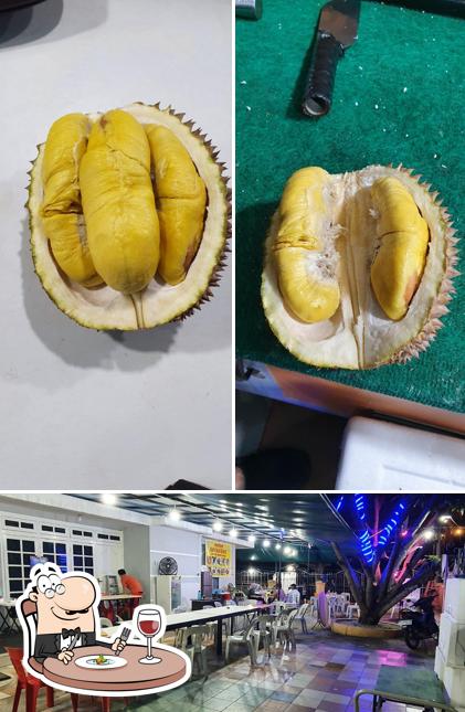 Durian king, Batam - Restaurant menu, prices and reviews