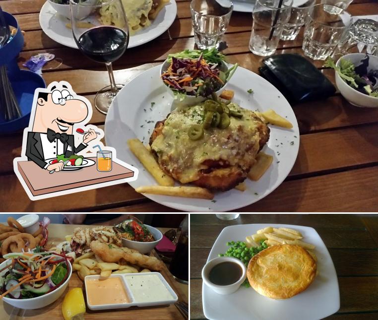 Wanneroo Villa Tavern, Wanneroo - Restaurant menu, prices and reviews