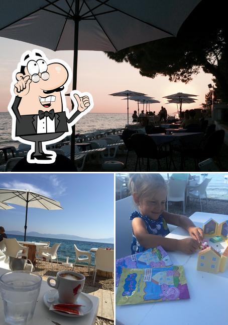 Delfin cafe, Zaostrog - Restaurant reviews
