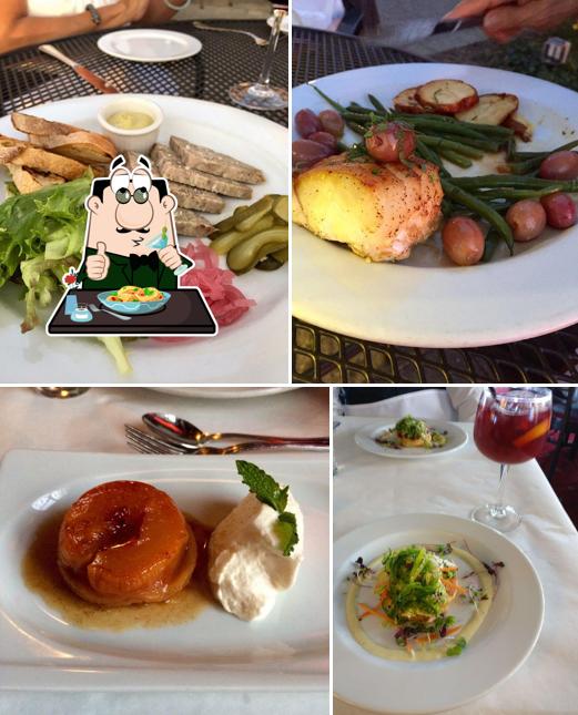 Red Hat on the River, Irvington - Restaurant menu, prices and reviews