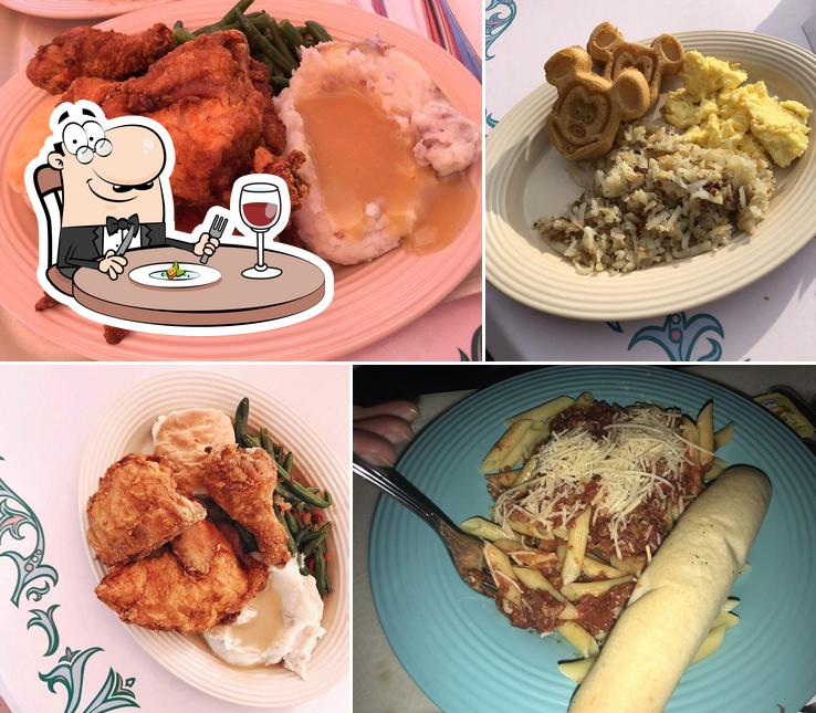 Plaza Inn, 1313 Disneyland Dr in Anaheim - Restaurant menu and reviews