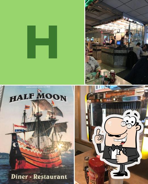 Halfmoon Diner in Troy - Restaurant menu and reviews