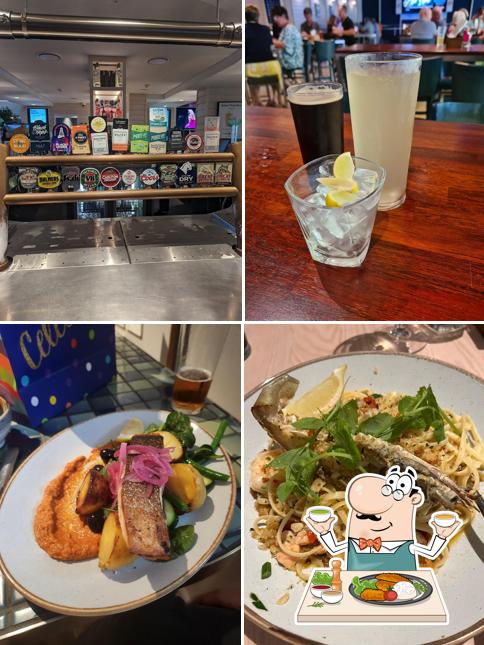 The Full Moon Hotel, Sandgate - Restaurant menu, prices and reviews