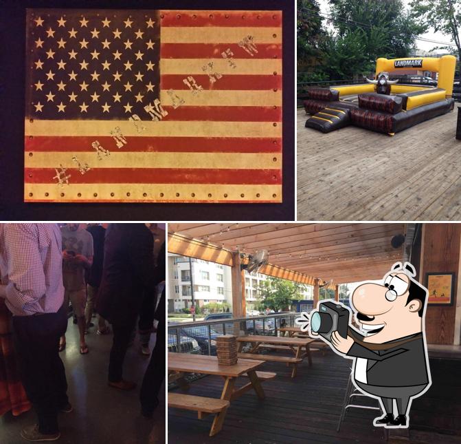 Landmark Bar & Kitchen in Fort Worth - Restaurant menu and reviews