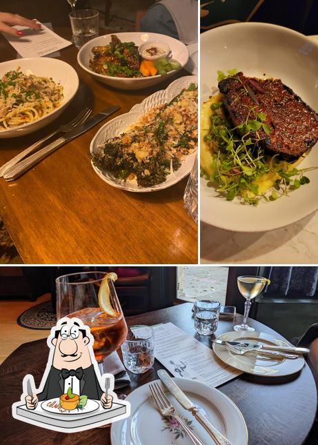 Emerald Lounge, Saint Paul - Restaurant menu, prices and reviews