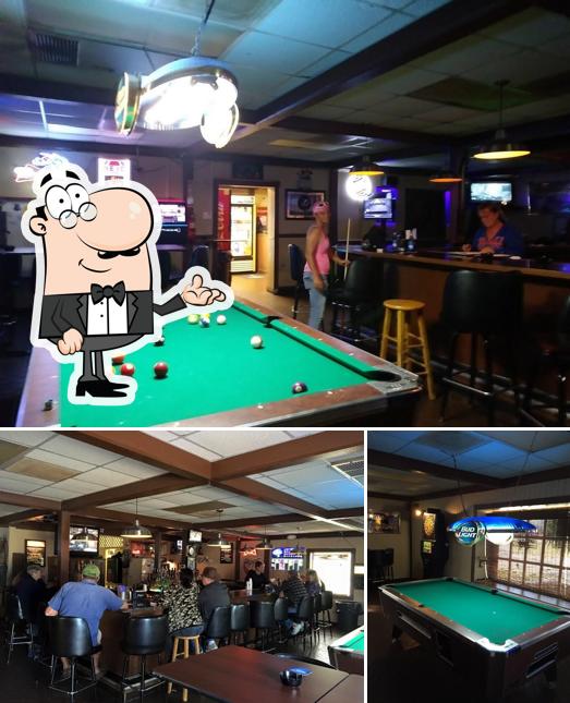 Oneco Rose Bar and Package, 103 Cortez Rd W in Bradenton - Restaurant ...