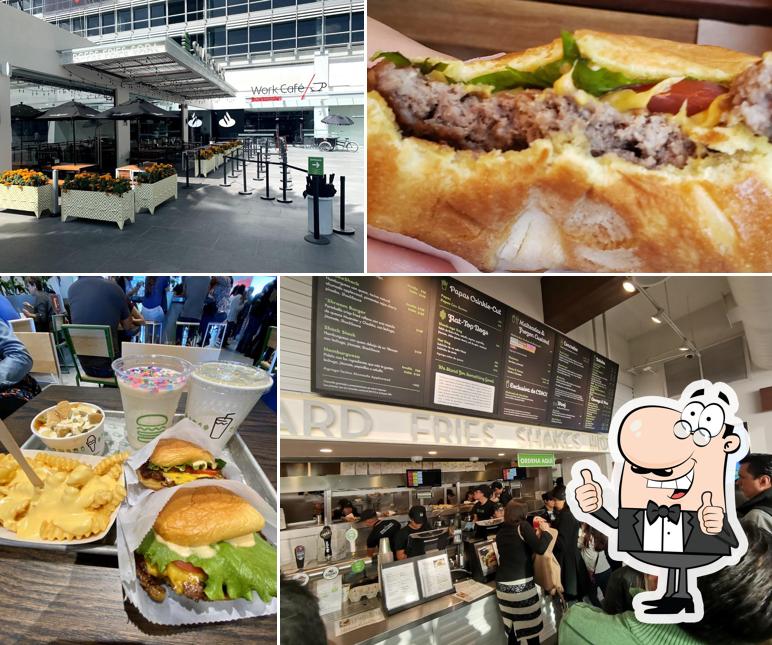 Shake Shack restaurant, Ciudad López Mateos, Av. P.º de la Reforma 333 ...