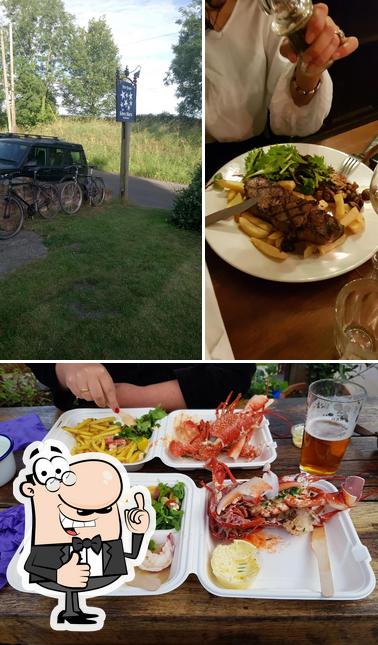 The Seven Stars Inn, The Seven Stars Inn in Upavon - Restaurant reviews