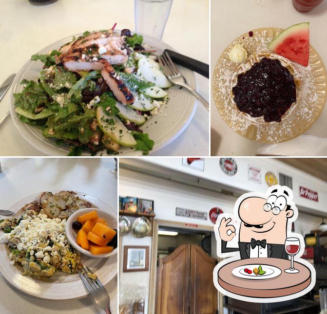 Bluebird Cafe, 13340 US-101 in Hopland - Restaurant menu and reviews
