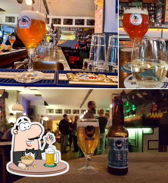 Checkpoint Charlie, Amsterdam - Restaurant reviews