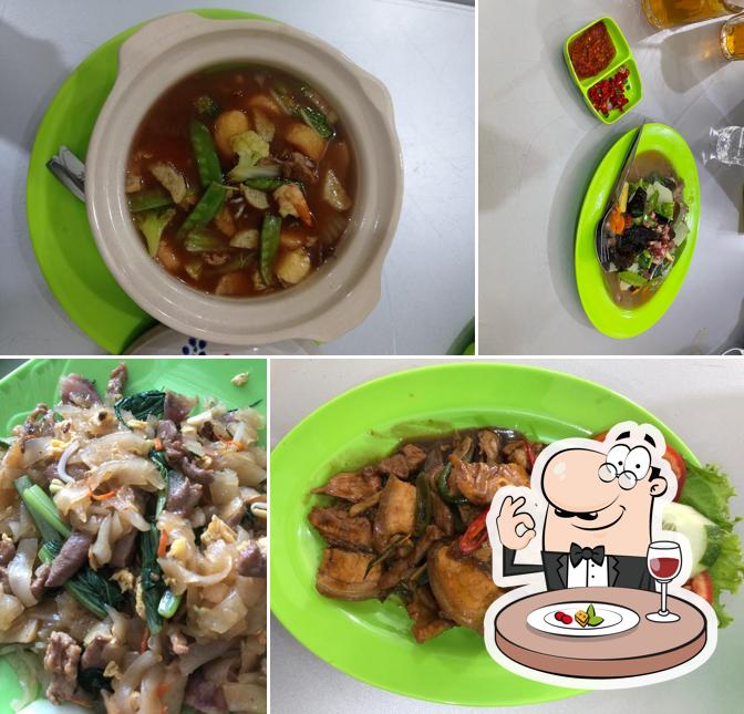 RM.YONG SIM, Pangururan - Restaurant reviews