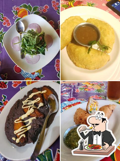 Mama Roomba in Bakersfield - Restaurant menu and reviews