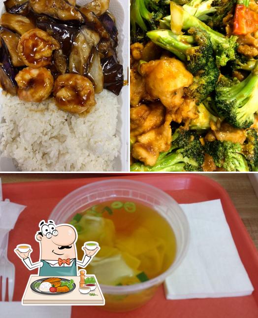 Halal Kitchen, 4202A Greenpoint Ave in New York City - Restaurant menu ...