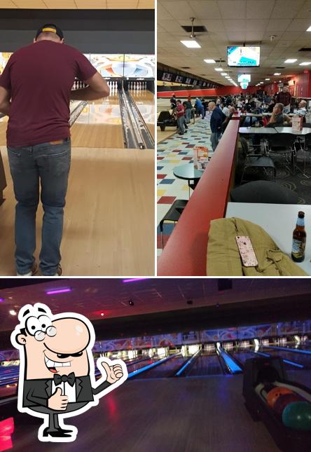 AMF Riviera Lanes in Fairlawn - Restaurant menu and reviews