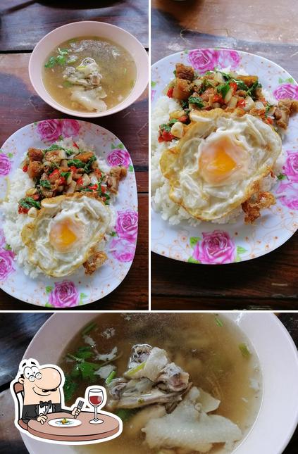 เจ้นกตามสั่ง restaurant, Prakhon Chai - Restaurant reviews
