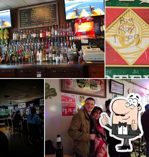 Triple Crown Lounge, Toledo - Restaurant menu, prices and reviews