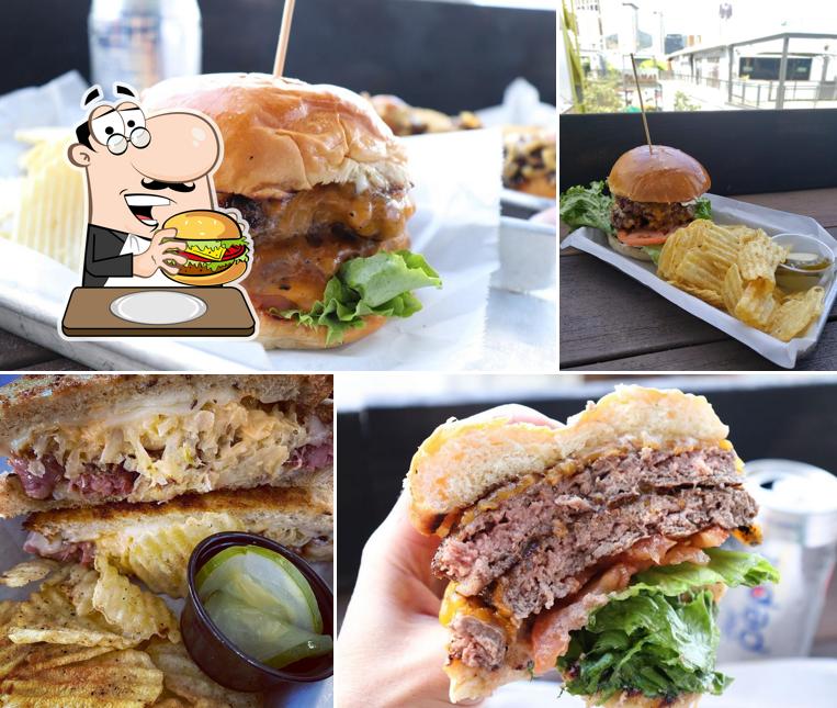 The Butcher & Bird in Honolulu - Restaurant menu and reviews