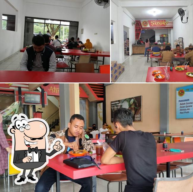 Bebek Sinjay A. Yani, Surabaya - Restaurant menu, prices and reviews