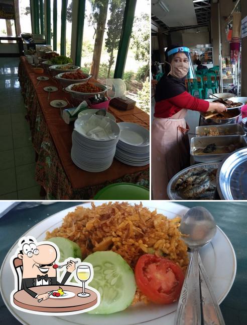 Warung Makan Mbak Yati Dieng restaurant, Dieng - Restaurant reviews