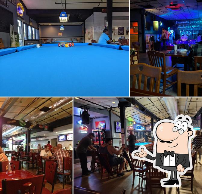 Courtyard Oyster Bar & Grill, Alabaster - Restaurant menu, prices and ...