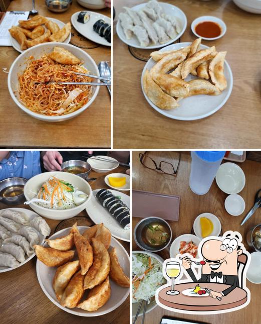 Boyoung Mandoo, Suwon-si - Restaurant menu, prices and reviews