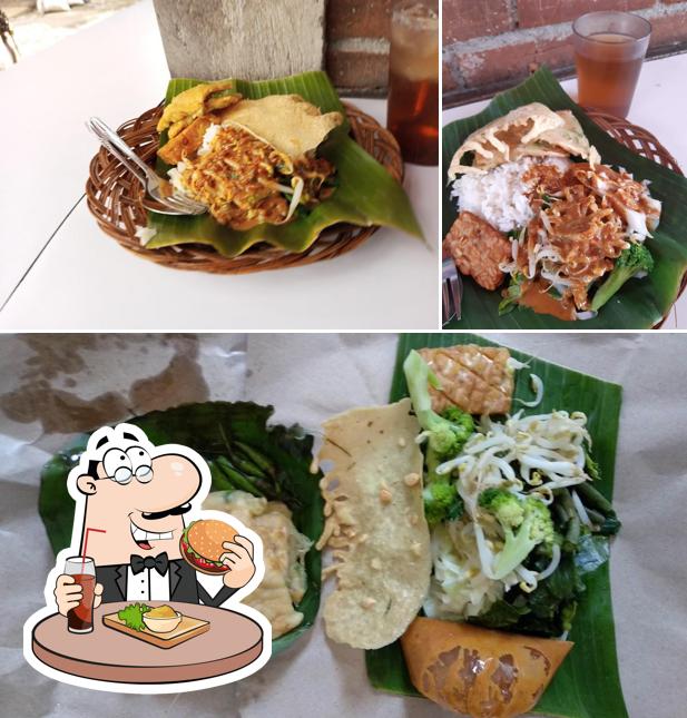 Pecel Kediri Pak Tono restaurant, Bandung - Restaurant reviews