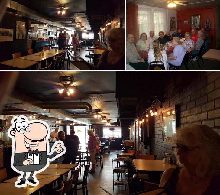 Tall Town Café & Bakery, Lakeview - Restaurant menu, prices and reviews