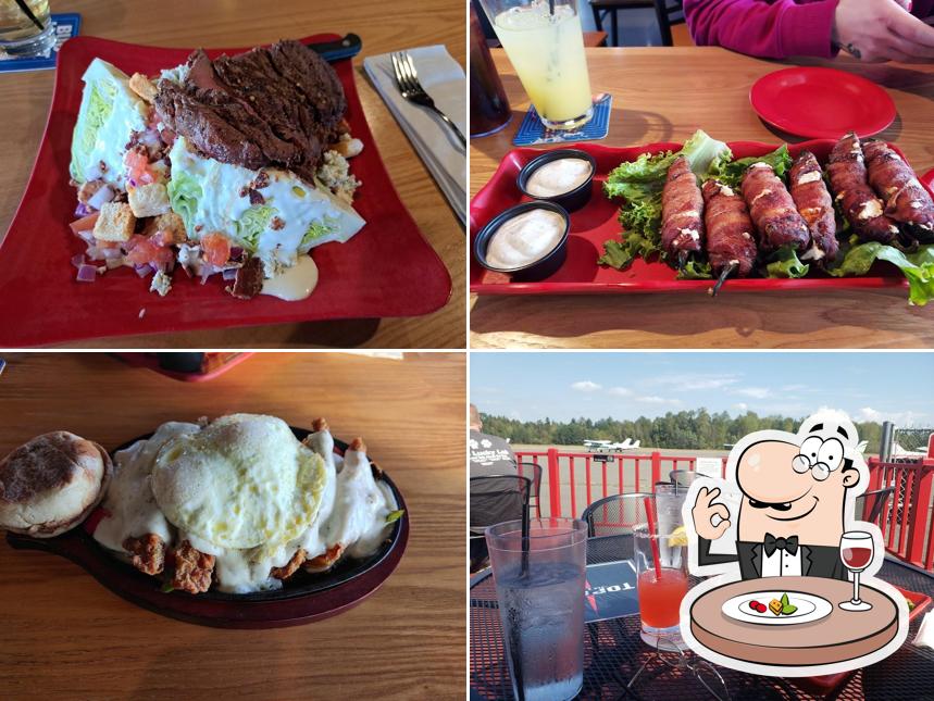 Top Gun Bar & Grill, Puyallup - Restaurant menu, prices and reviews